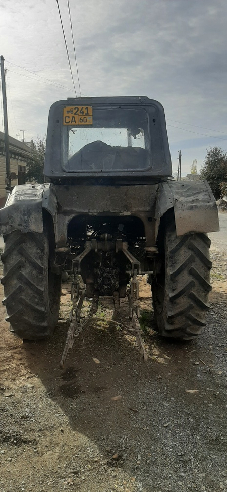 Kichik kabina Qora mator aparat yangicha mator ozgina moy yiydii