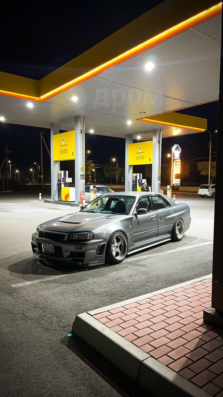 Nissan skyline 1998