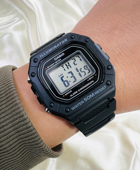 Продаю часы Casio