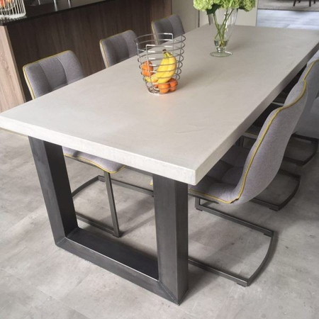 Loft stol Qirolicha