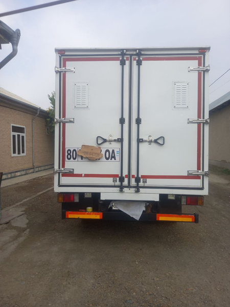 Isuzu. SNG kabina qòyilgan