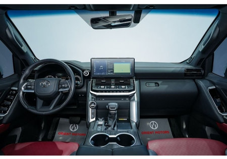 Toyota Land Cruiser 300