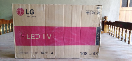 Телевизор смарт lg.
