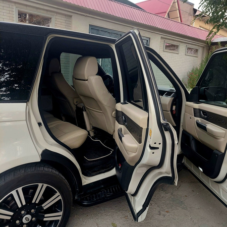 Rengi Rover sotiladi ideal
