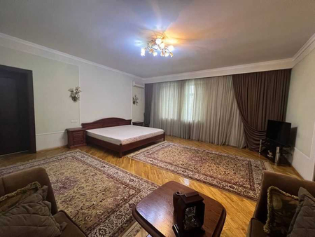 New building 4 room 3bedroom 3bath Taras Shevchenko street metro Oybek