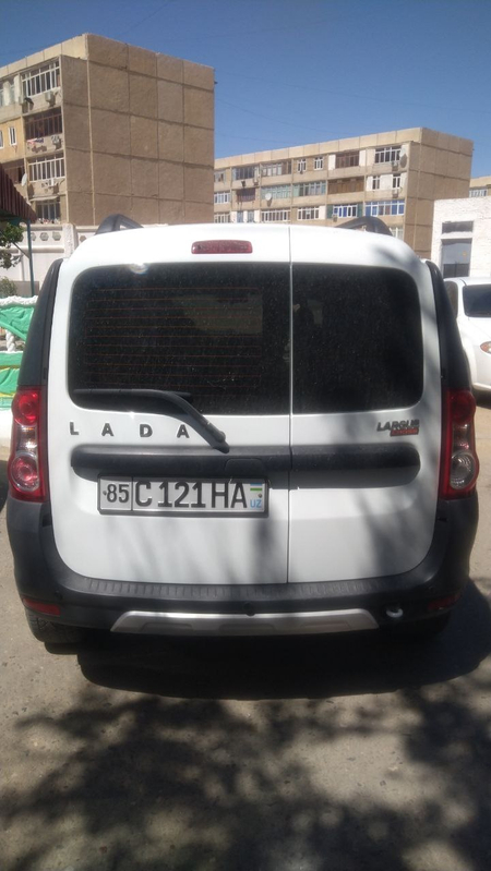 Lada Largus Cross sotiladi!