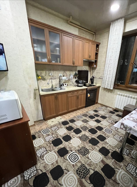 Квартира Golden House 2/2/9, 83.5м², Евроремонт с удобствами, срочно!!