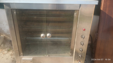 Grill apparat sotiladi