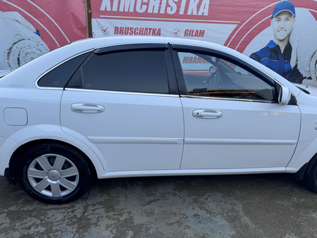 Lasetti 1.8 2 poz