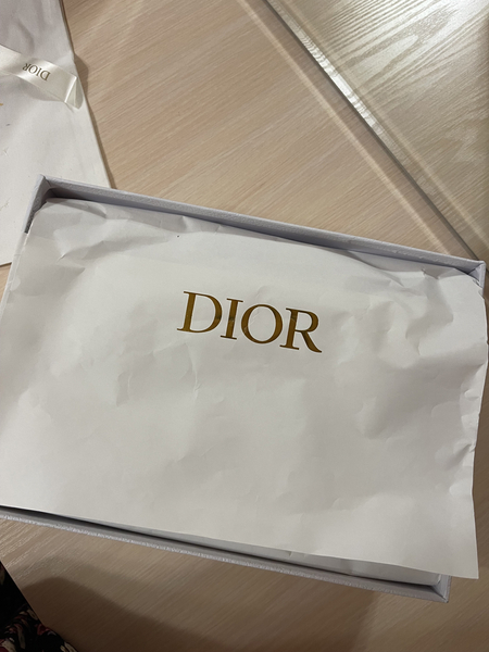Новые кроссовки Dior