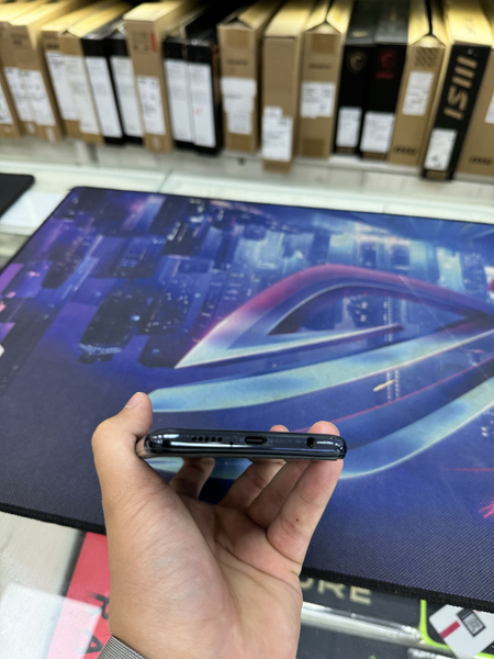 poco x3 pro ideal 256gb sotiladi