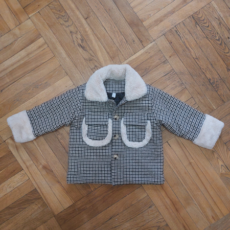 Пальто продам для девочек