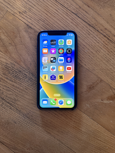 Продам iphone X64 silver