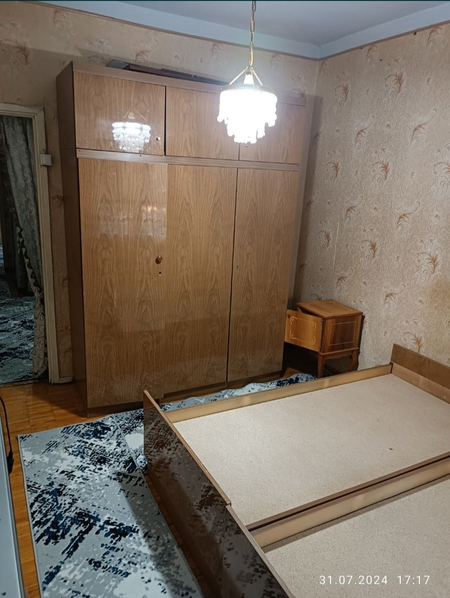 Ттз-4 квартира сдаётся в аренду 2/1/4 балкон 2×6