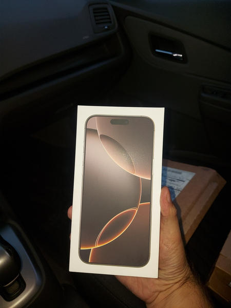 iPhone 16 Pro Max 256GB Desert Titanium LLA