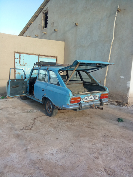 Maskvuch kombi sotiladi