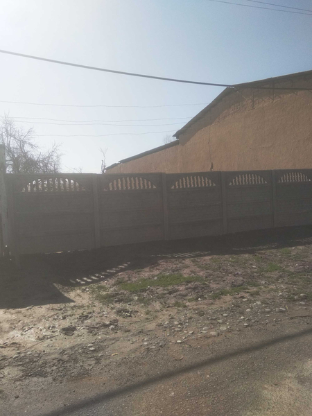 Yer sotiladi uchqaxramondan 9km otgandan keyn