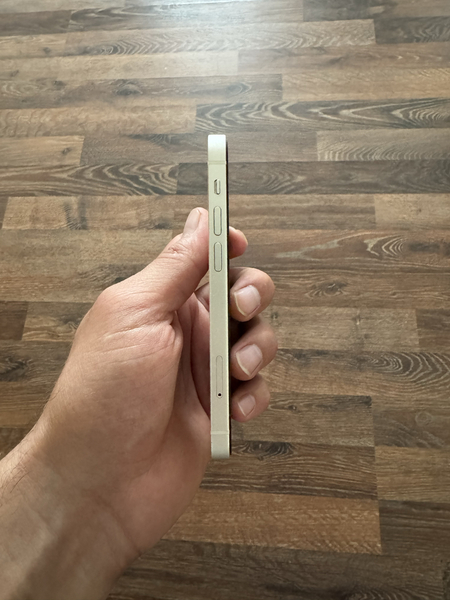 Iphone 12mini sotiladi