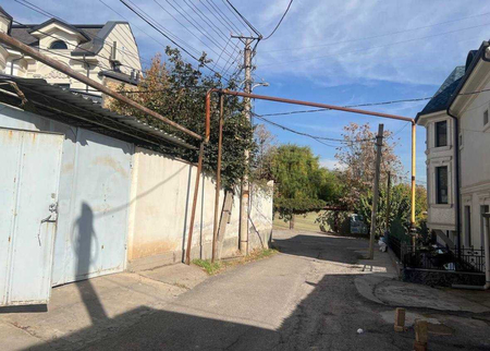 Продается Угловой дом в Мирзо Улугбекском районе
