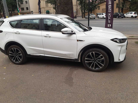 Автомобиль Jetour X70 Plus