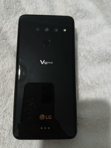 LG V50 6/128 GB ideal holati