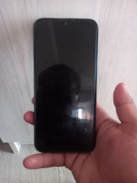Redmi 9c  xotira 3gb 64gb