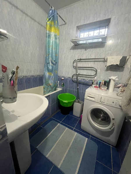Продам юнусобад 18. Двух комнатная