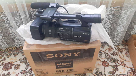 HVR-Z5 видеокамера HDV 3CMOS 1/3 Яхши Холатда