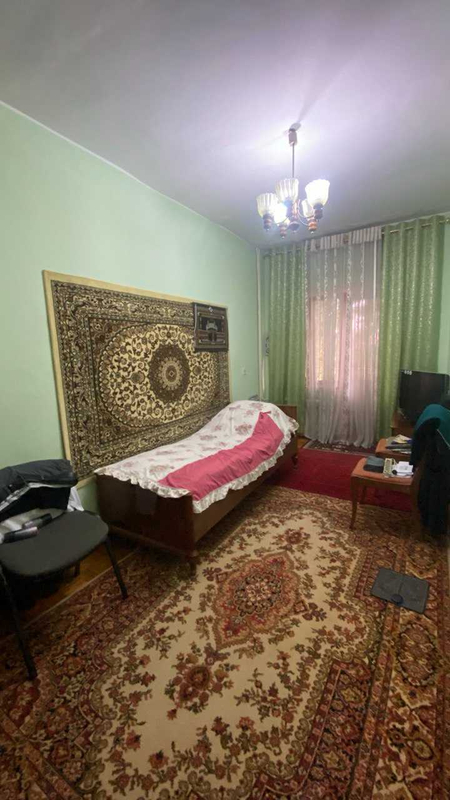 Продается 5 комнатная квартира на 2 этаже  107.7 кв Узбекистанская