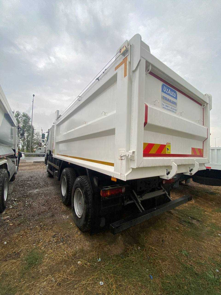 В наличии!! Автосамосвал Howo-7 6x4 CNG