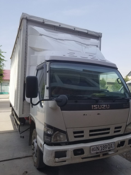 Isuzu 2009 yil Sotiladi