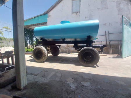 Yonkis suv tashish uchun 4.400 lik.