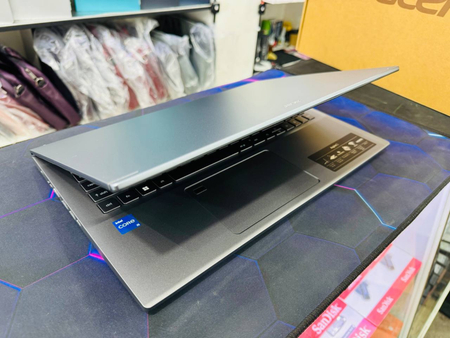 acer Aspire 5 core i5-12450H 8GB/512GB SSD