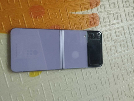 Samsung galaxy z flip 3 5g