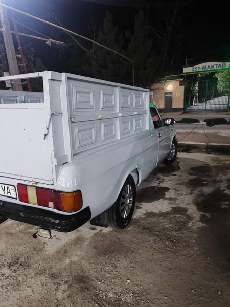 Yili  31029 volga pikab 4000 ming
 kelshamz