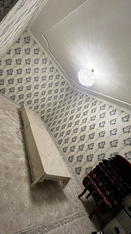 Hovli sotiladi 3 sotix 5 xona