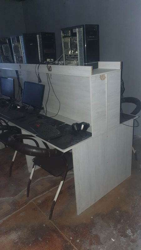 Kompyuter to'plami barcha jihozlari bilan sotiladi.30 dona.