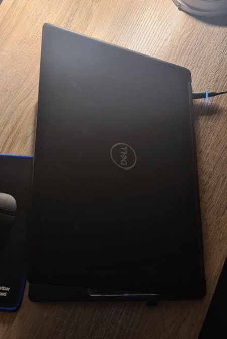 Noutbook dell cor i 7 8th