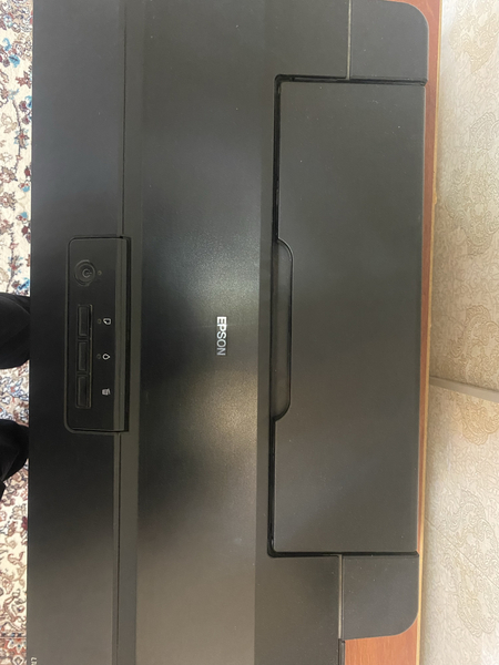 Epsom l1800 holati yaxshi