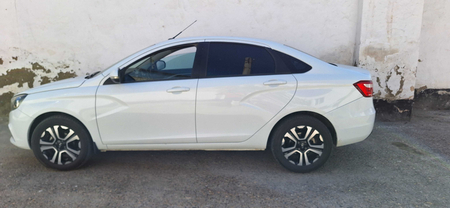 Idealniy  Lada vesta