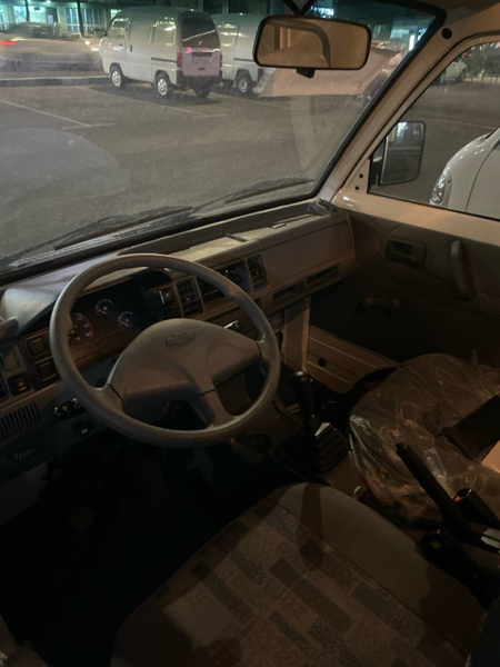 Damas Van 2024 Salon