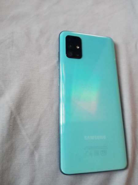 Samsung a 51 4-64 GB srochna