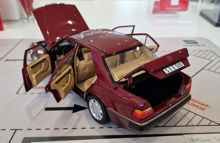 Mersedes Benz W124 500E