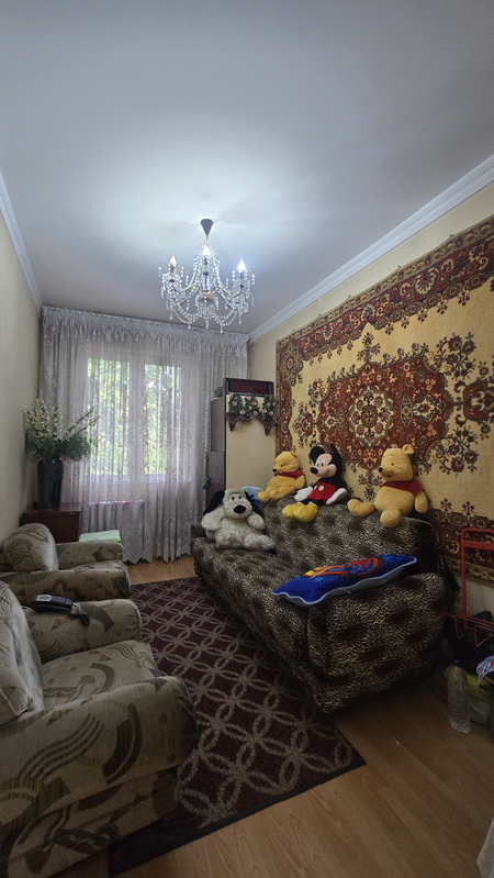 Продается квартира на Чиланзаре 11 квартале 4/3/4