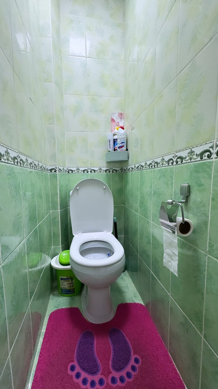 3 xonali uy sotiladi (yangi mebellari bilan)