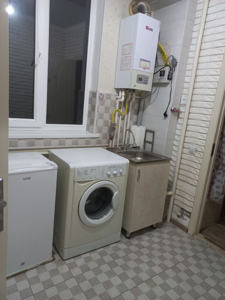 Parkenski Orentr Juguli kafe 1/2/3 Uy ijaraga beriladi