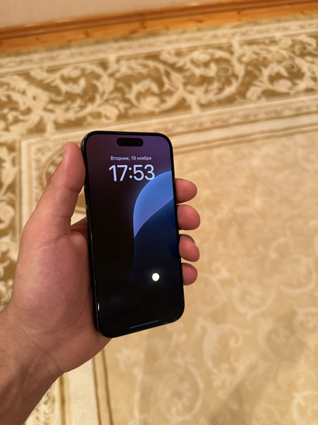 iphone 15 pro.