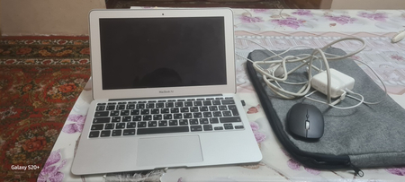 Продам ноутбук Apple MacBook air