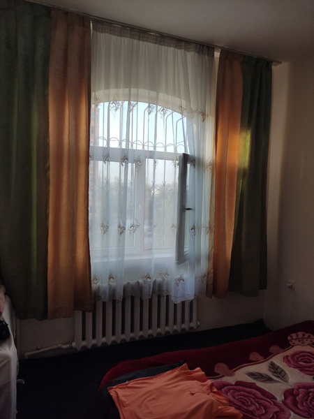 Срочно Продаётся 2-х квартира Юнусабад 9кв, 64²  2/4/4 кирпич