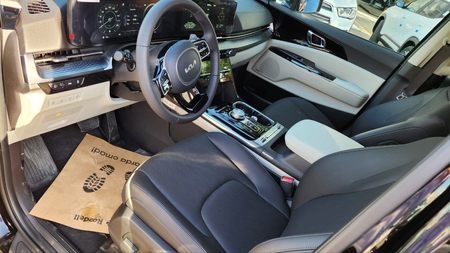 Kia Carnival 2023
